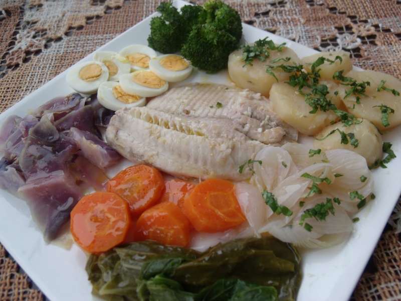 Cozido De Peixe À Moda Portuguesa - Ciscando na Cozinha por Fátima Pinto